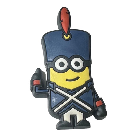 Universal | Office | Universal Studios Despicable Me Minion Scavenger ...
